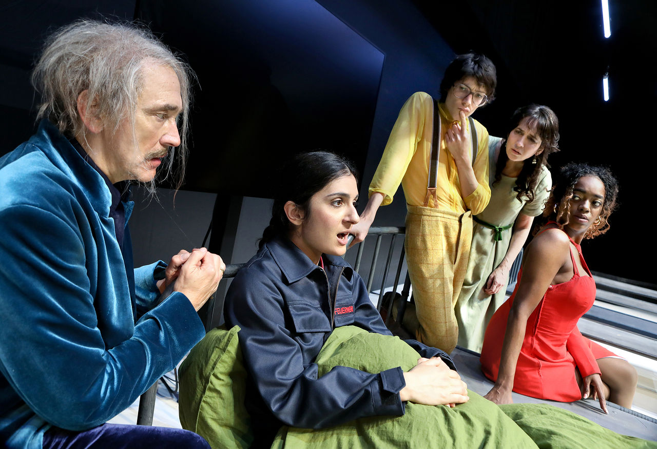 Die kahle Sängerin – Veranstaltungen – Schauspielhaus Bochum